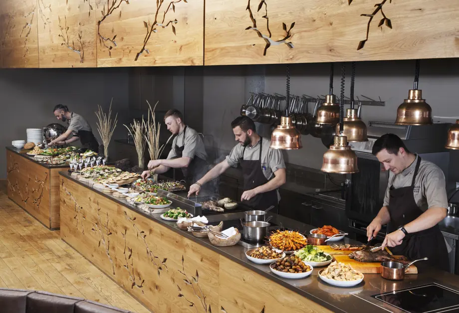 Restaurants in Reykjavík Iceland - Íslandshótel