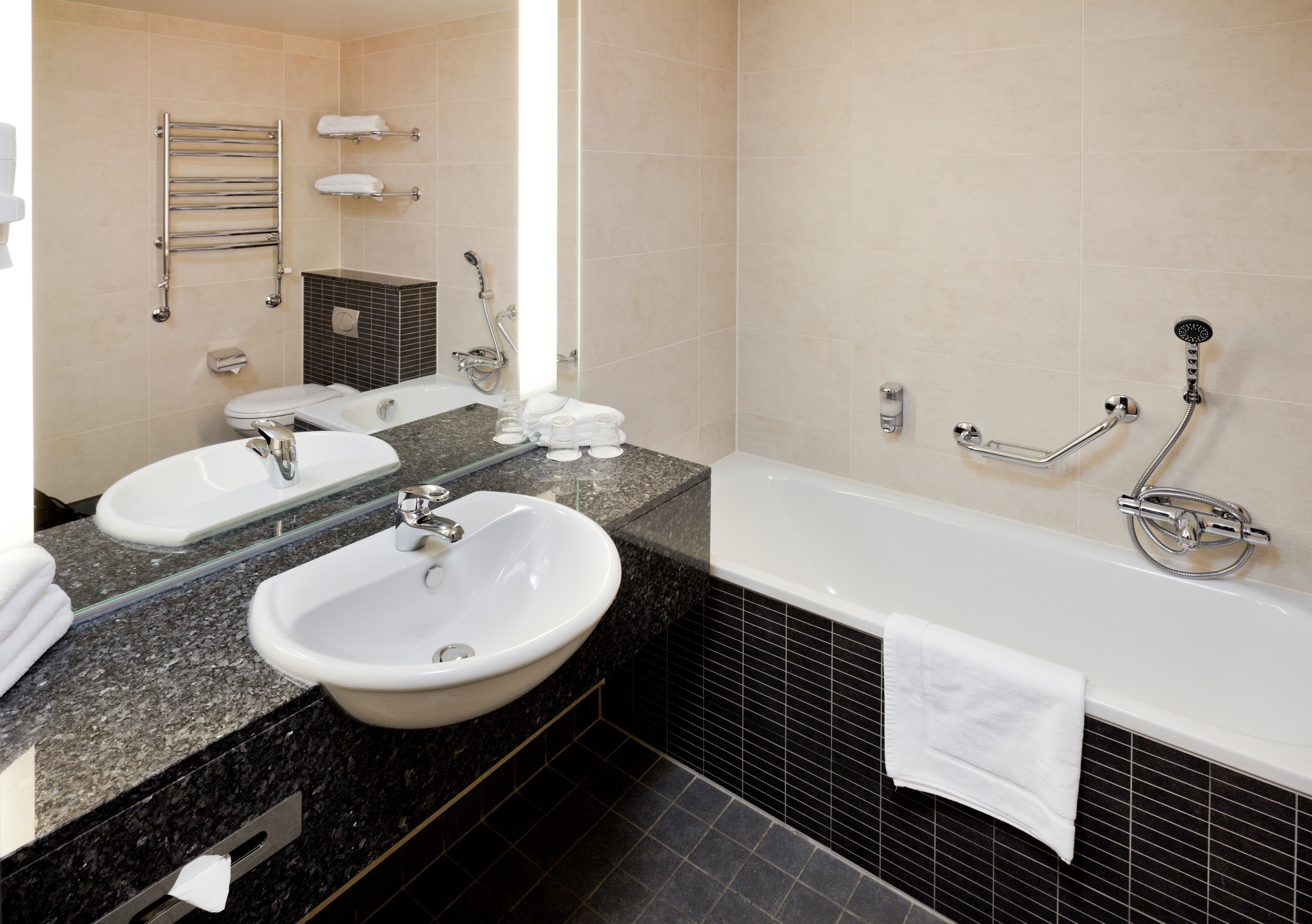 Accommodation - Reykjavík - Iceland - Hotel Reykjavík Grand Hotel ...